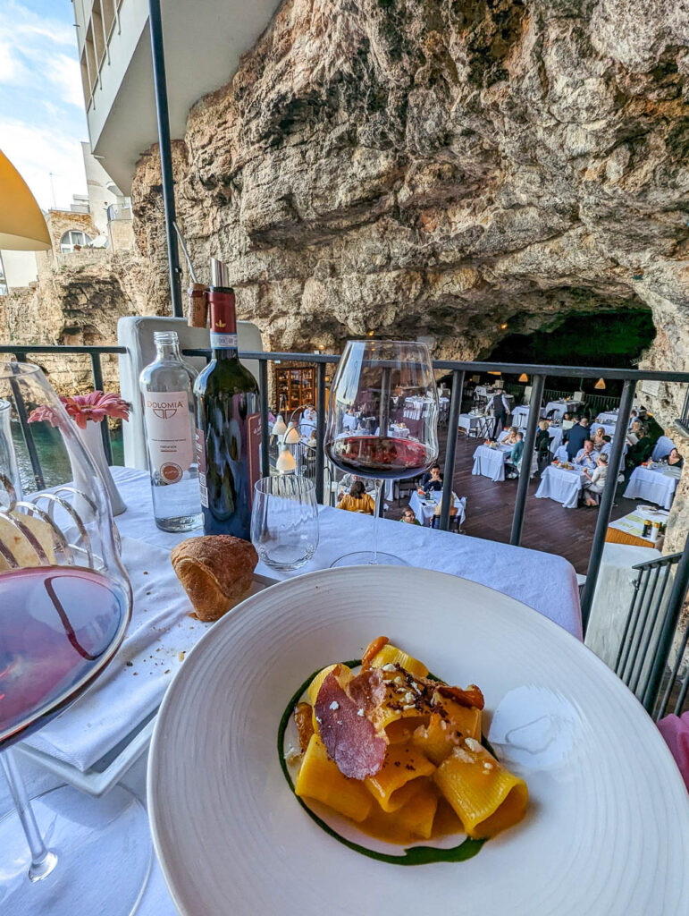 What It’s Like Dining at the Famous Italy Cave Restaurant (Is Grotta ...