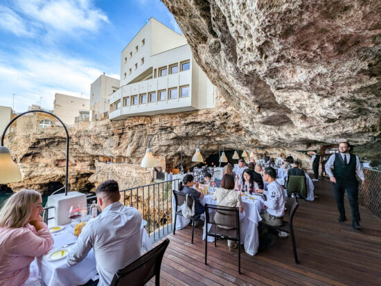 What It’s Like Dining at the Famous Italy Cave Restaurant (Is Grotta ...