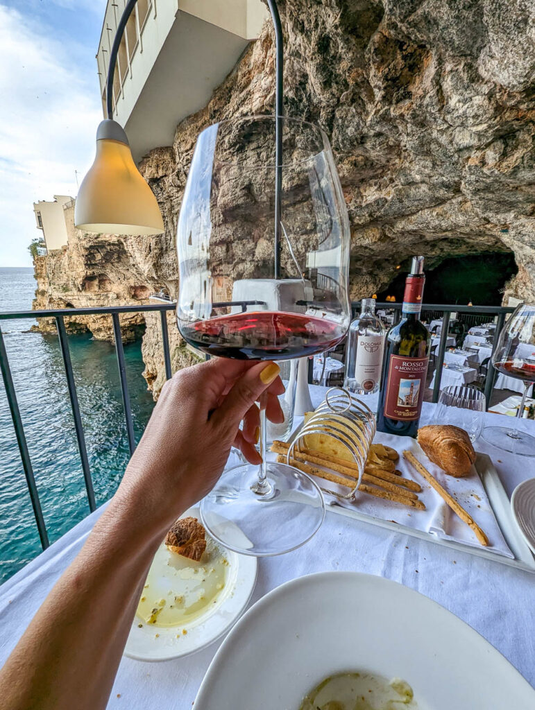 What It’s Like Dining at the Famous Italy Cave Restaurant (Is Grotta ...