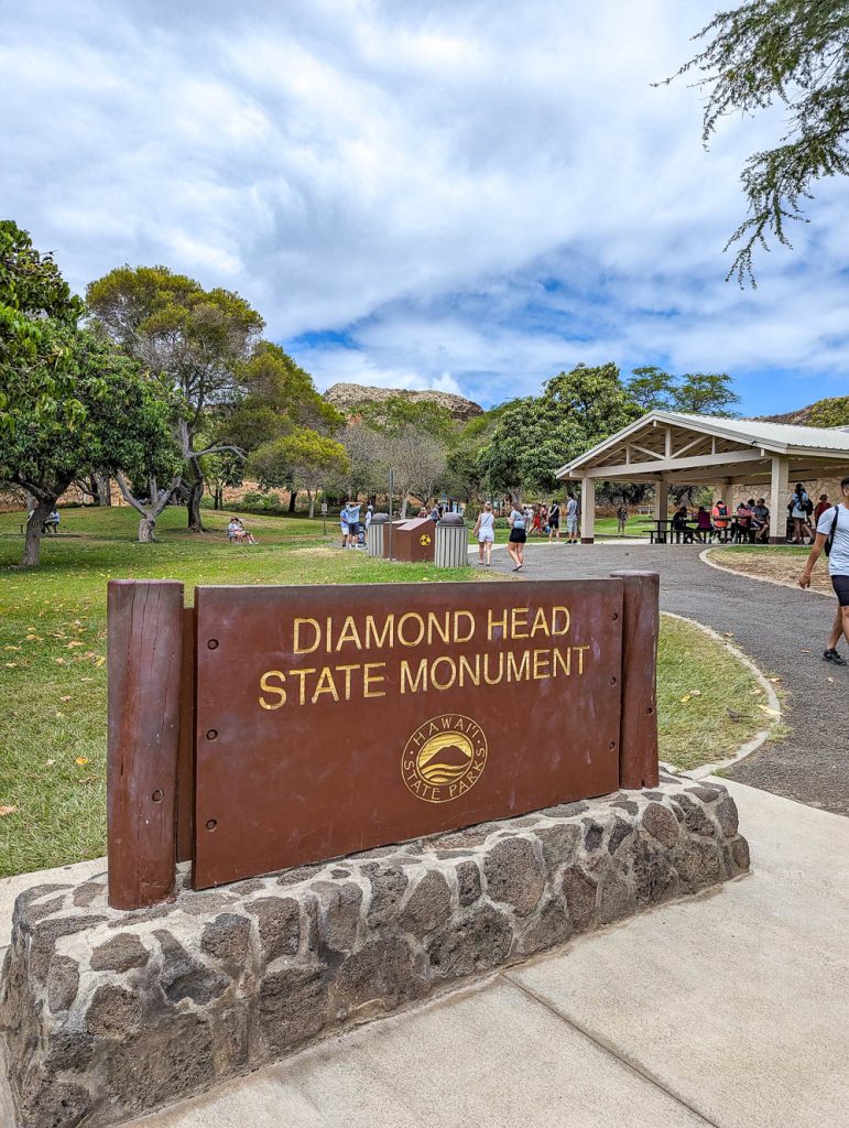 How to Hike Diamond Head Crater (Oahu): All You Need to Know!