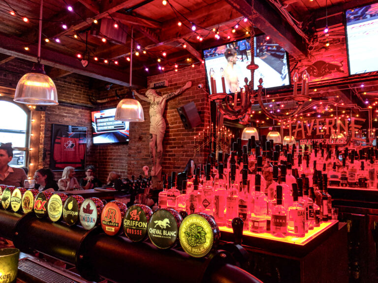 Where to Eat & Drink in Québec City: 18 Great Bars & Restaurants
