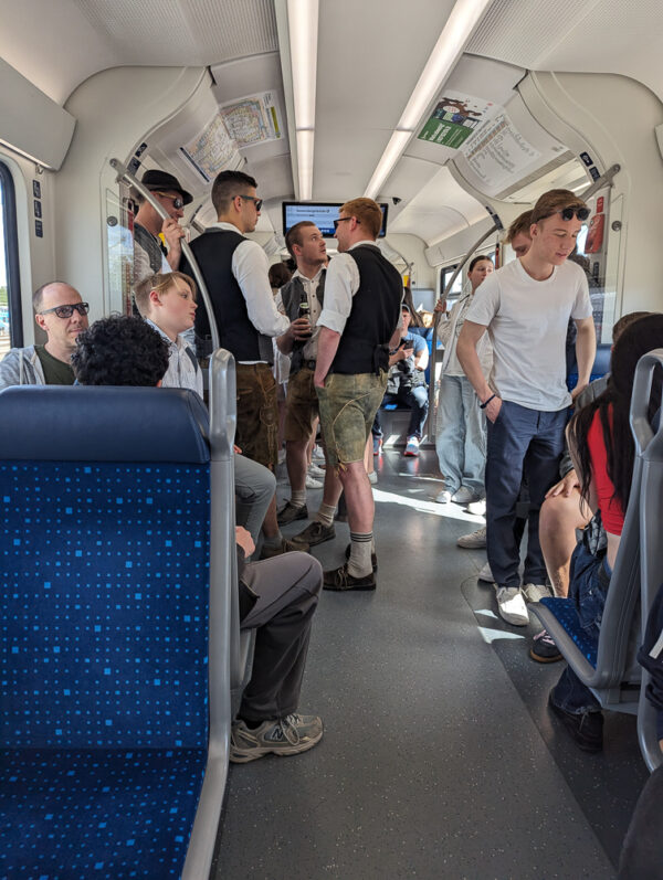 Your Quick & Easy Guide to Munich Springfest (Frühlingsfest)